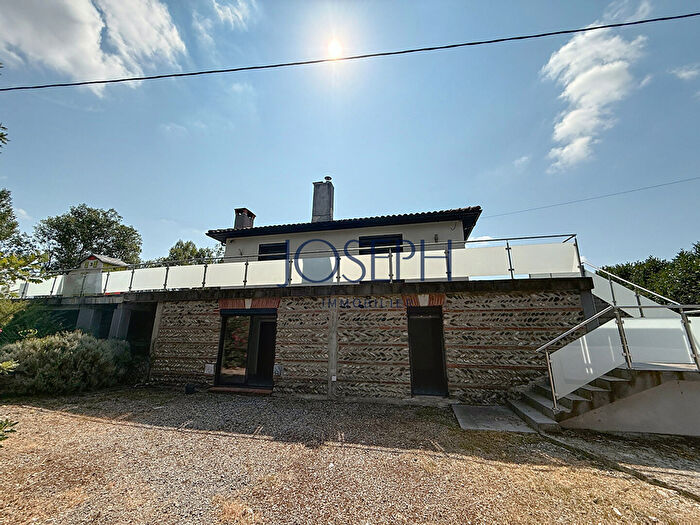 Maison à vendre - Aureville - 6 pièces - 4 chambres