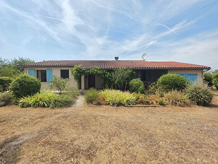 Montaigu-de-Quercy : Maison 4 pièces à vendre