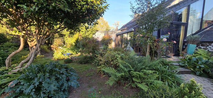 Maison 5 pièces à vendre - Pont-de-Buis-lès-Quimerch