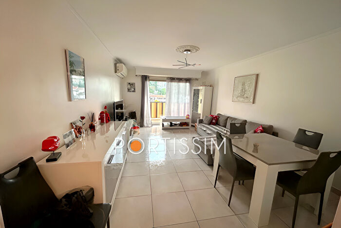 Appartement à vendre - Cagnes-sur-Mer, Centre-ville - 3 pièces - 2 chambres