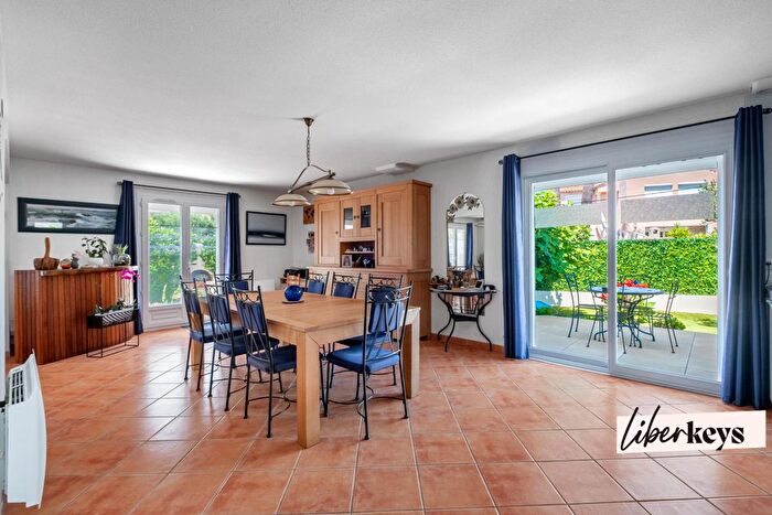 Fréjus, Villeneuve : Maison 5 pièces à vendre
