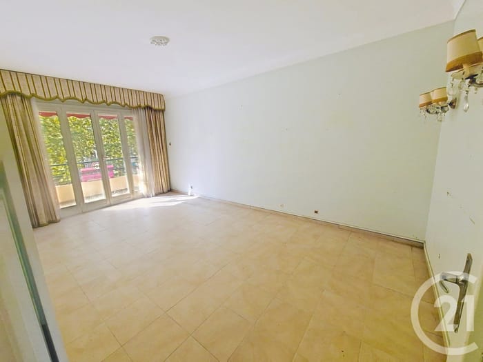 Appartement 3 pièces à vendre - Cagnes-sur-Mer, Saint-Roman, Lautin