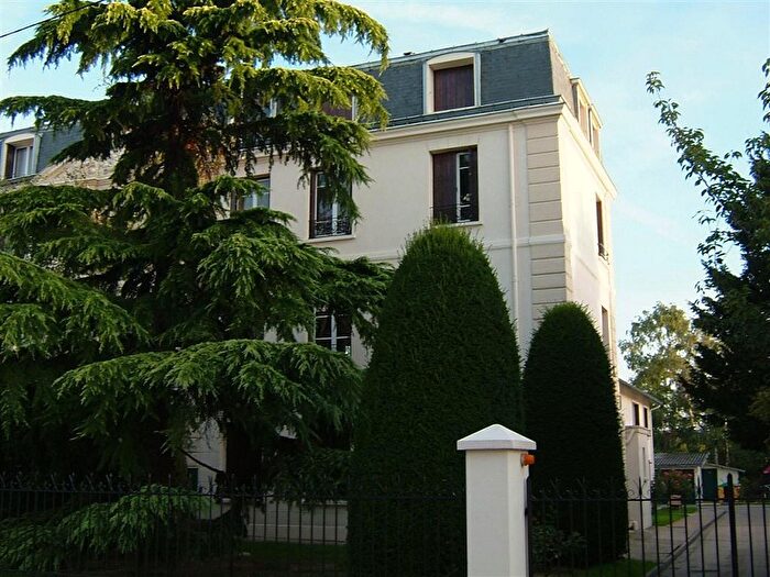 Appartement à vendre - Chennevières-sur-Marne, Centre-ville - 3 pièces - 2 chambres