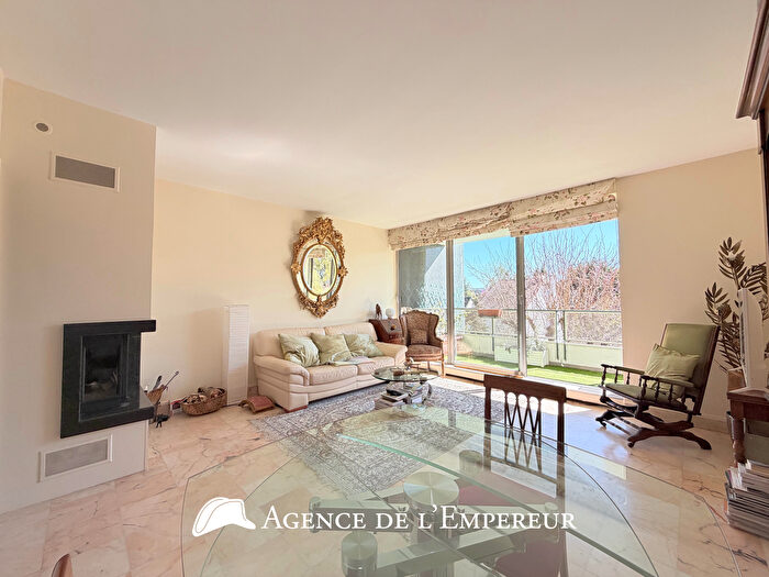Rueil-Malmaison, Richelieu, Chataigneraie : Appartement 3 pièces à vendre