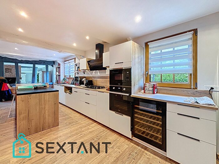 Maison à vendre - Saint-Saëns - 6 pièces - 3 chambres