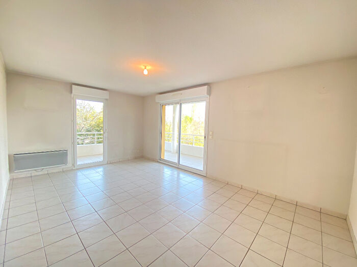 Appartement à louer - Mont-de-Marsan, Bourg-Neuf - 3 pièces - 2 chambres