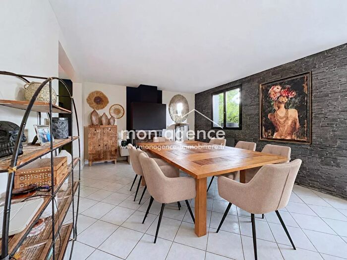 Maison 6 pièces à Darnétal, à vendre