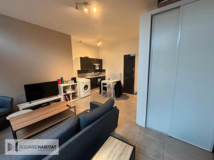 Appartement à louer - Lesneven - 2 pièces - 1 chambre