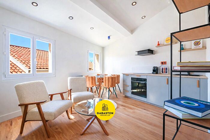 Appartement à vendre - Marseille e , La Joliette - 2 pièces - 1 chambre