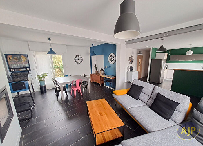 Maison 5 pièces à vendre à Froidfond