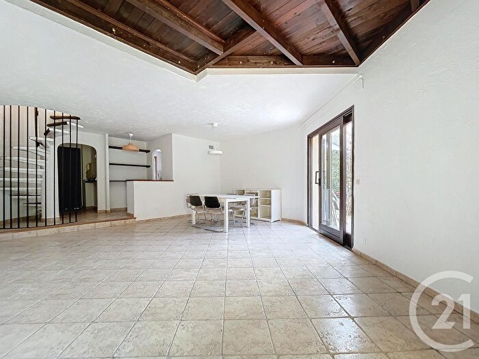 Maison 4 pièces à Valbonne, Ile Verte, à louer
