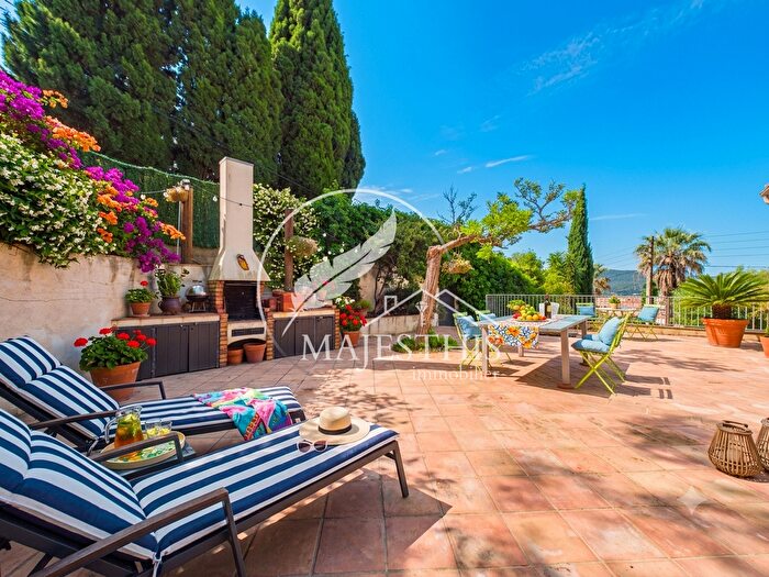 Hyères, Pyanet - Maison 6 pièces à vendre