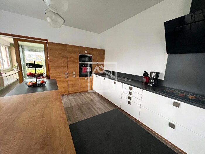 Maison à vendre - Annezin - 9 pièces - 4 chambres