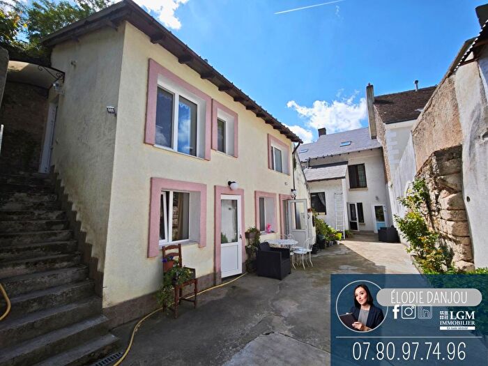 Maison à vendre - Vendôme, Centre-ville, Rochambeau - 7 pièces - 6 chambres