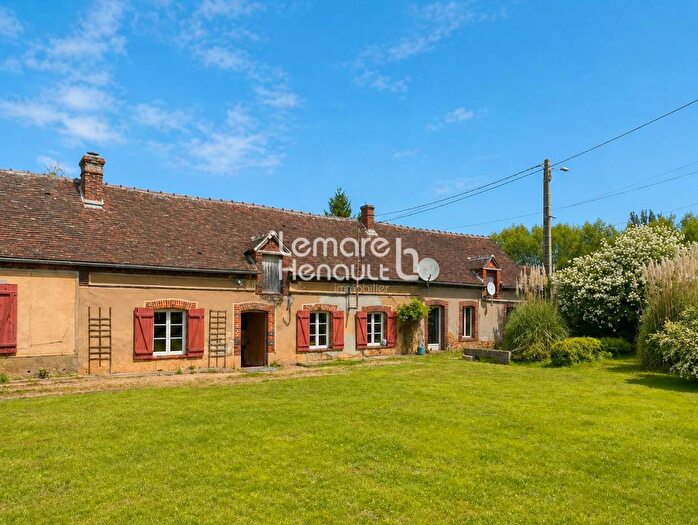 Aunay-sous-Crécy : Maison 7 pièces à vendre