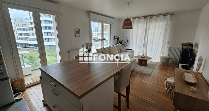 Saint-Germain-en-Laye, Hennemont : Appartement 2 pièces à vendre