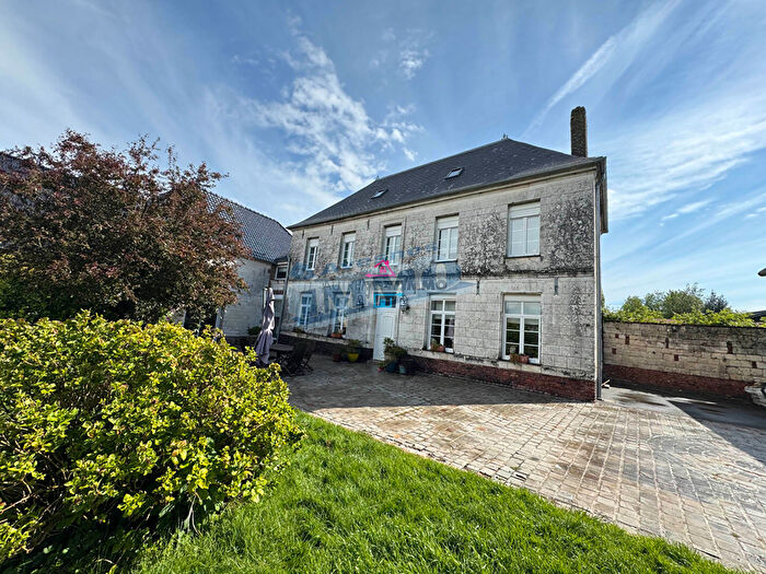 Maison 8 pièces à Acq, à vendre