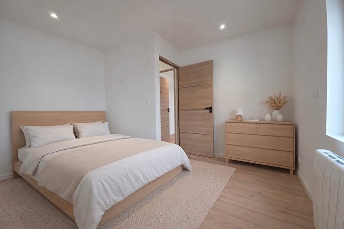 Appartement à louer - Amilly - 3 pièces - 2 chambres