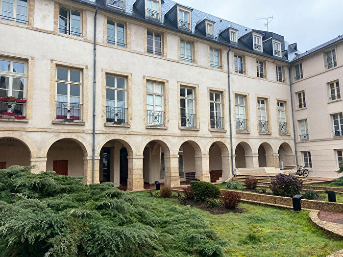 Appartement à vendre - Nevers, Cathédrale, Jonction - 2 pièces - 1 chambre