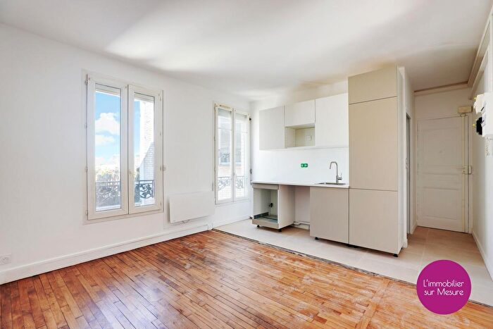 Appartement à vendre - Asnières-sur-Seine, Centre-ville - 2 pièces - 1 chambre