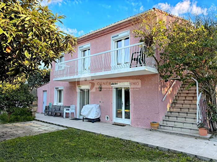 Maison à vendre - Arles, Griffeuille - 7 pièces - 4 chambres