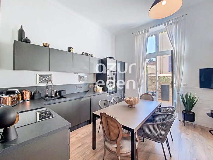 Appartement à vendre - Cannes, Petit Juas - 3 pièces - 1 chambre