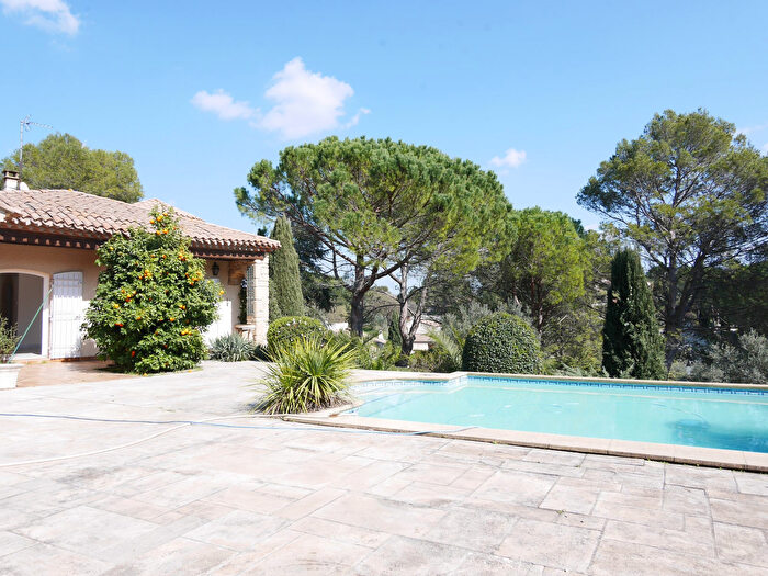 Maison à vendre - Nîmes, Vacquerolles, Golf - 8 pièces - 4 chambres