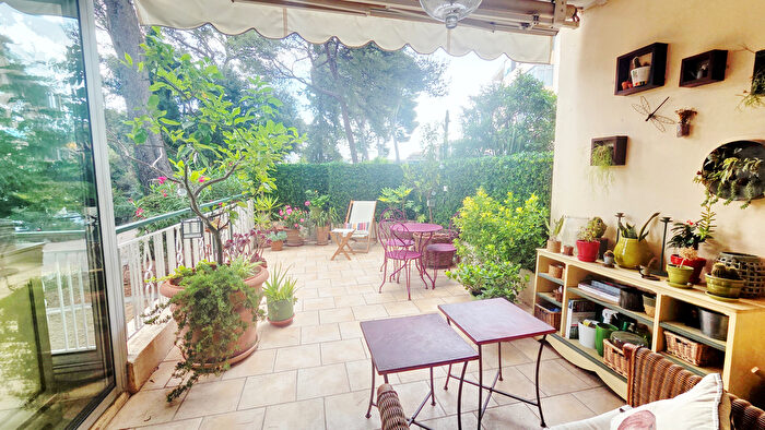 Appartement 3 pièces à vendre à Le Cannet, Bas Cannet