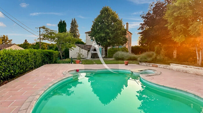 Maison à vendre - Montaigu-de-Quercy - 6 pièces - 4 chambres