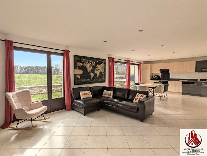 Maison à vendre - Saint-Martin-la-Garenne - 7 pièces - 5 chambres