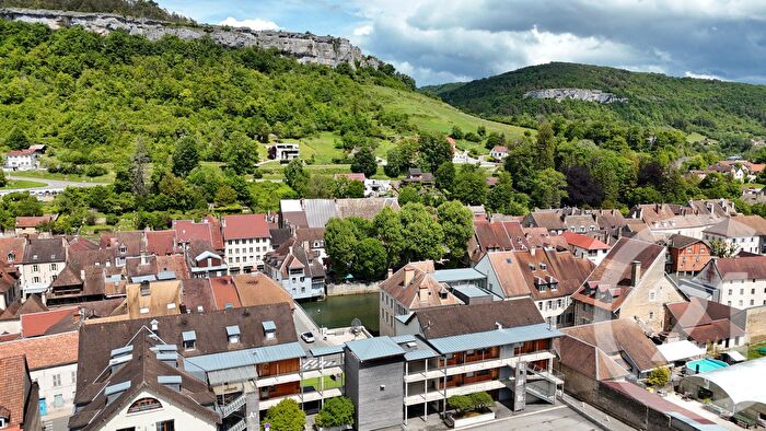 Ornans : Appartement 4 pièces à vendre