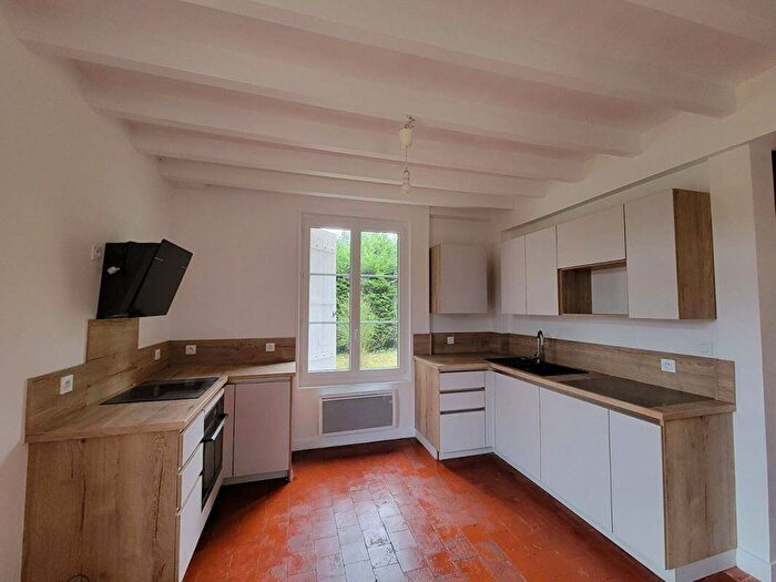 Maison à louer - Isdes - 3 pièces - 2 chambres