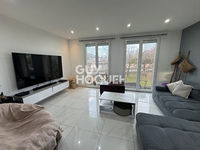 Appartement à vendre - Chavanoz - 3 pièces - 2 chambres