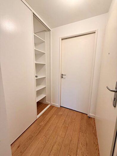 Appartement à vendre - Paris e , Belleville, Saint-Maur - 1 pièce