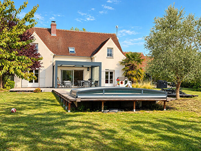 Maison 7 pièces à vendre à Aumont-en-Halatte