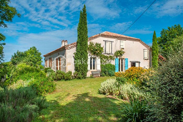 Maison à vendre - Auvillar - 7 pièces - 4 chambres