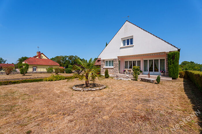 Maison 5 pièces à Pierre-de-Bresse, à vendre