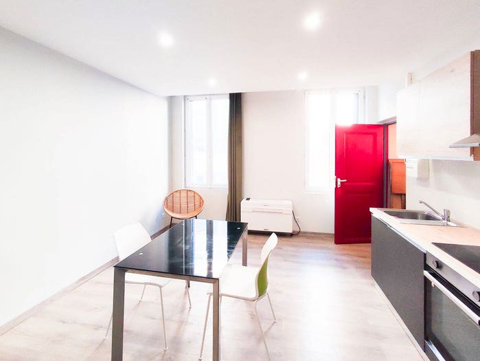 Centre Ville, Aix-en-Provence - Appartement 2 pièces à louer