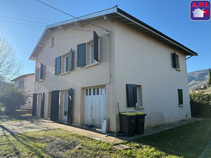 Maison à vendre - Foix - 7 pièces - 6 chambres