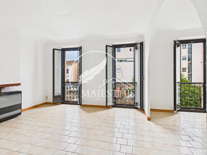 Appartement à vendre - Hyères, Pyanet - 4 pièces - 2 chambres