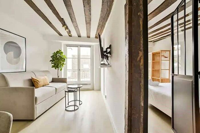 Appartement à louer - Saint Gervais, Paris ème - 3 pièces - 1 chambre