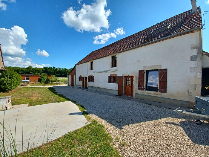 Maison à vendre - Jussy-le-Chaudrier - 5 pièces - 3 chambres
