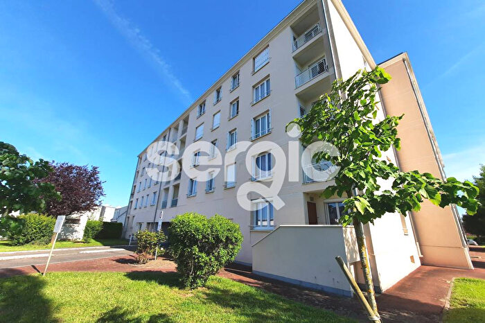 Appartement à vendre - Saint-Jean-de-la-Ruelle, Gambetta, Madeleine, Dix Arpents, Clos Neuf - 3 pièces - 2 chambres