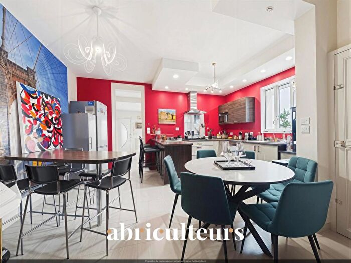 Maison à vendre - Cavaillon, Centre-ville - 7 pièces - 3 chambres