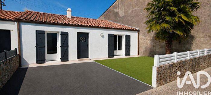 L'Herbergement : Maison 5 pièces à louer