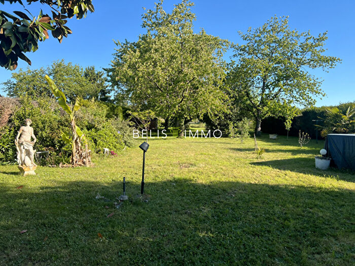 Maison à vendre - Saint-Genouph - 6 pièces - 4 chambres