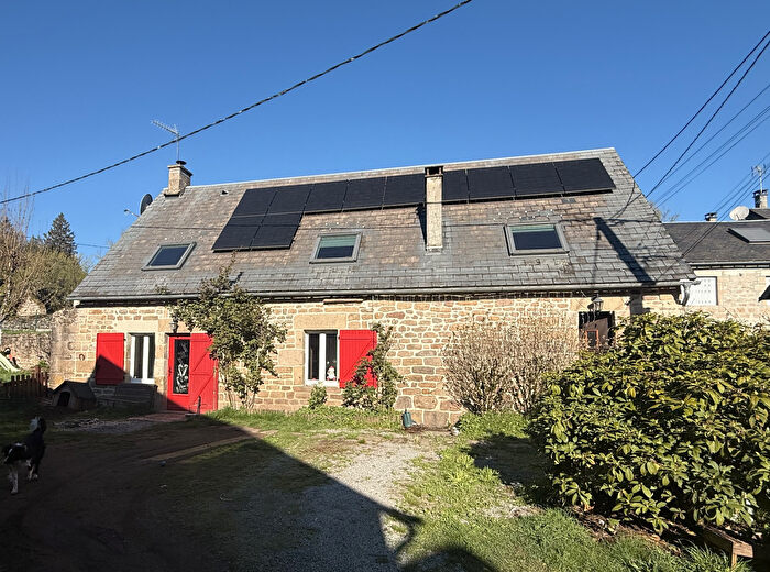 Maison 6 pièces à Peyrelevade, à vendre