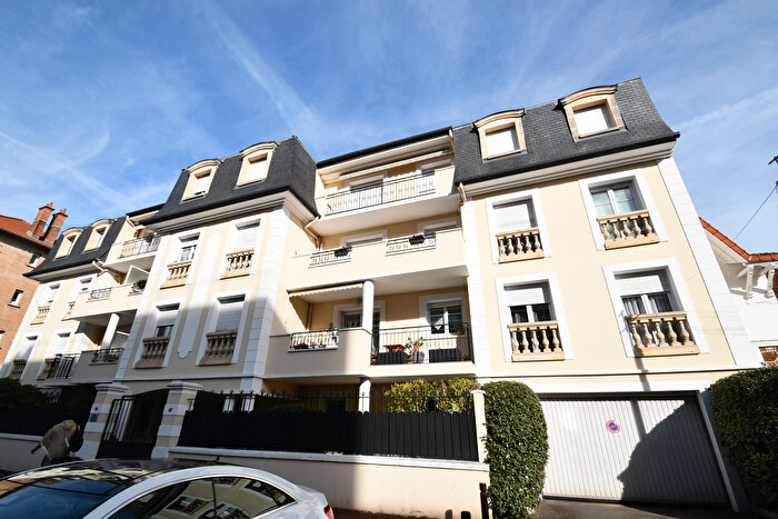 Appartement à vendre - Livry-Gargan, LAbbaye - 3 pièces - 2 chambres