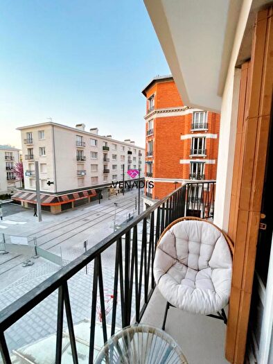 Appartement à vendre - Noisy-le-Sec, Centre-ville, Gare - 4 pièces - 3 chambres