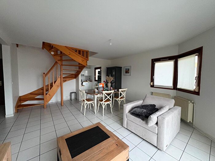 Appartement à louer - La Talaudière - 5 pièces - 3 chambres